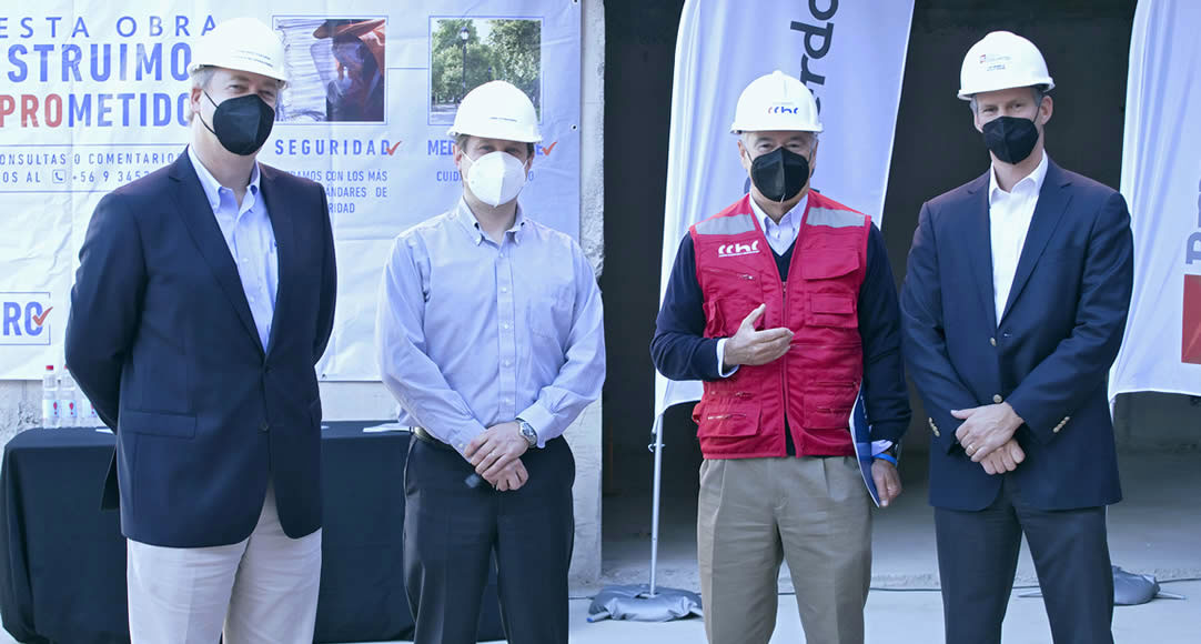 CCHC RECONOCE A BRAVO IZQUIERDO CON SELLO DE EXCELENCIA EMPRESARIAL COMPROMISO PRO ...